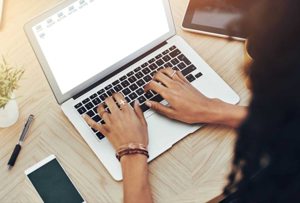 The Dos and Don’ts of Creating Engaging Email Subject Lines - Revity